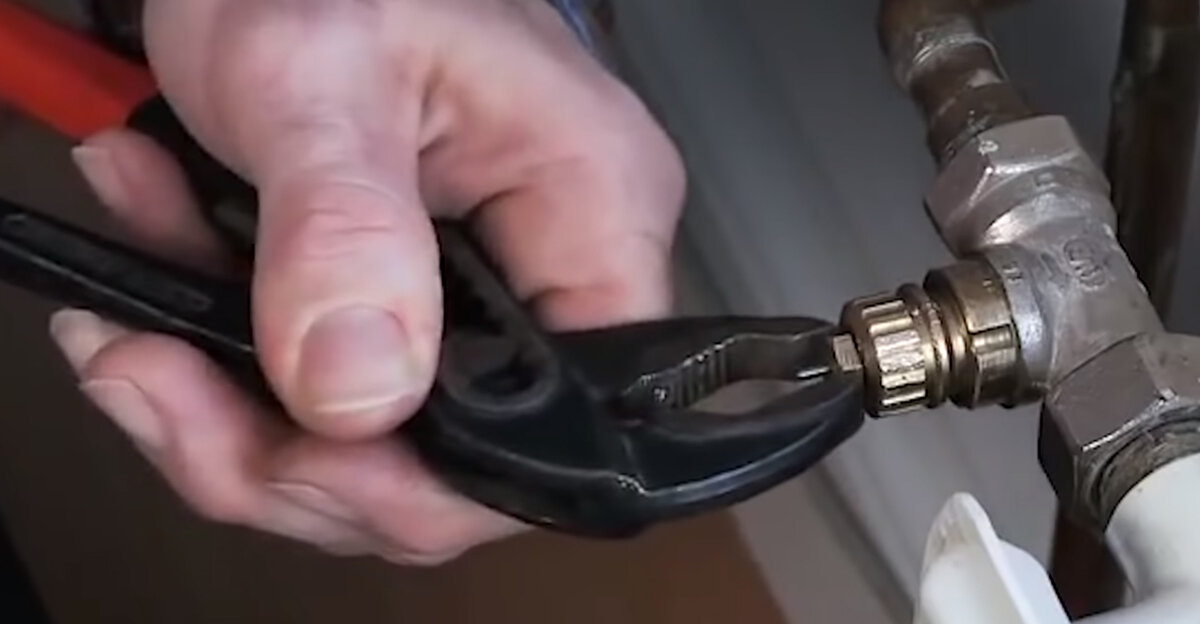 Radiator er varm, selvom den er slukket – sådan gør du